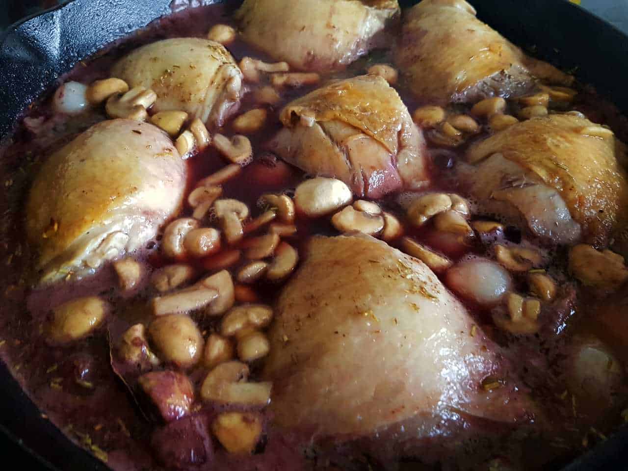 Coq au vin - Chicken in red wine sauce - Hint of Healthy