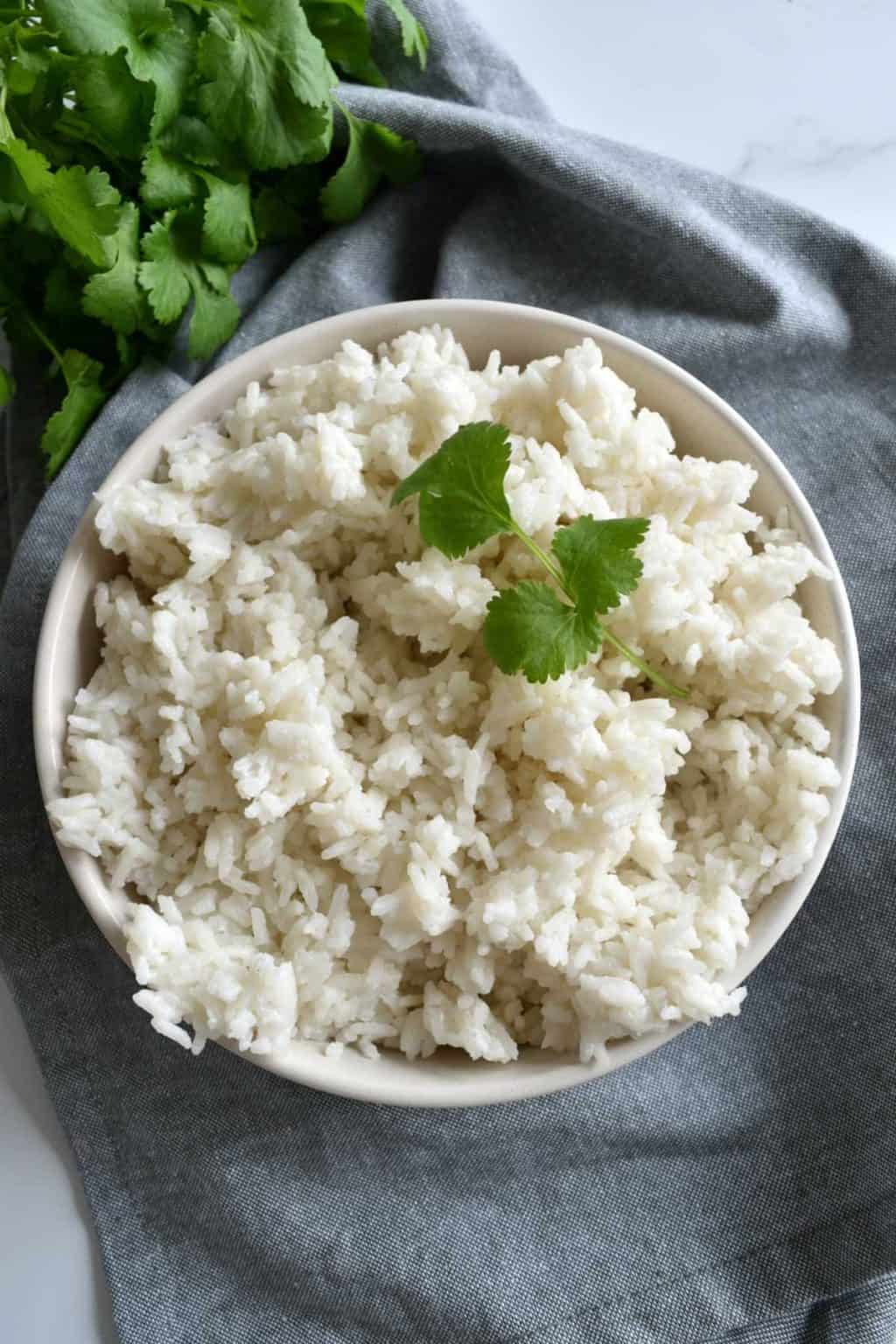 Perfect Fluffy Thai Coconut Rice (Stovetop method) - Hint of Healthy