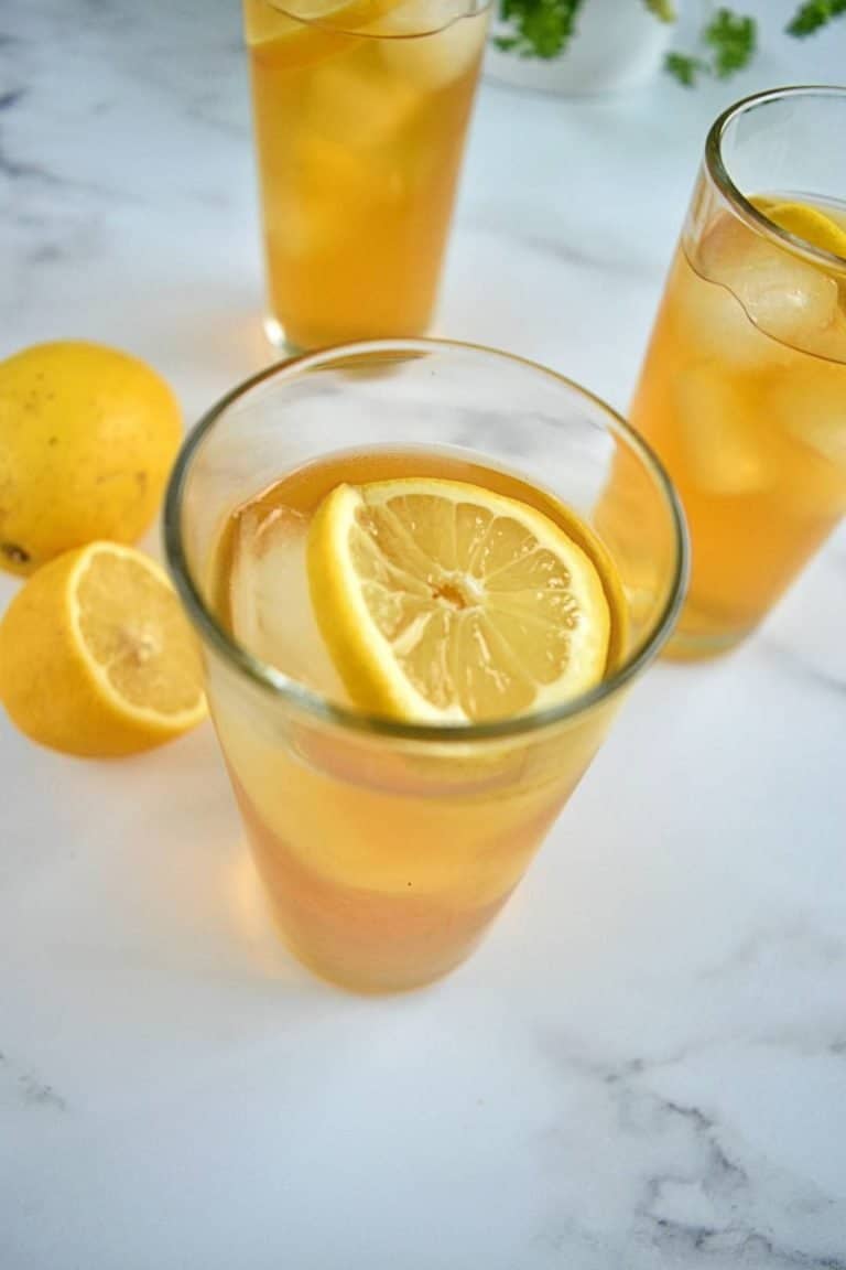 Refreshing Rooibos Iced Tea {Easy Recipe} - Hint of Healthy