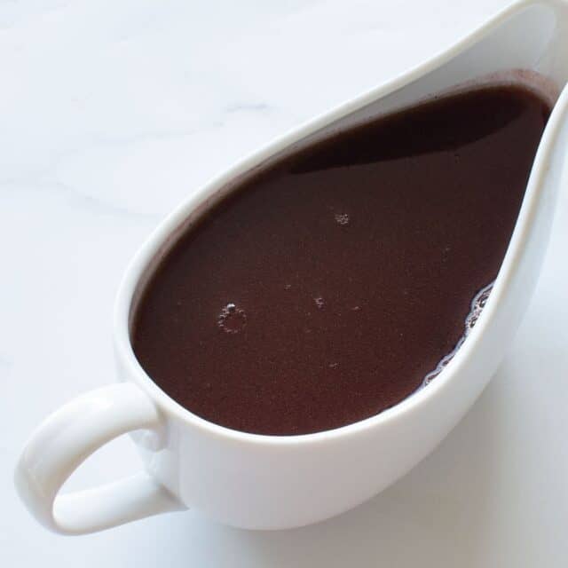 Easy and Delicious Red Wine Jus - Hint of Healthy