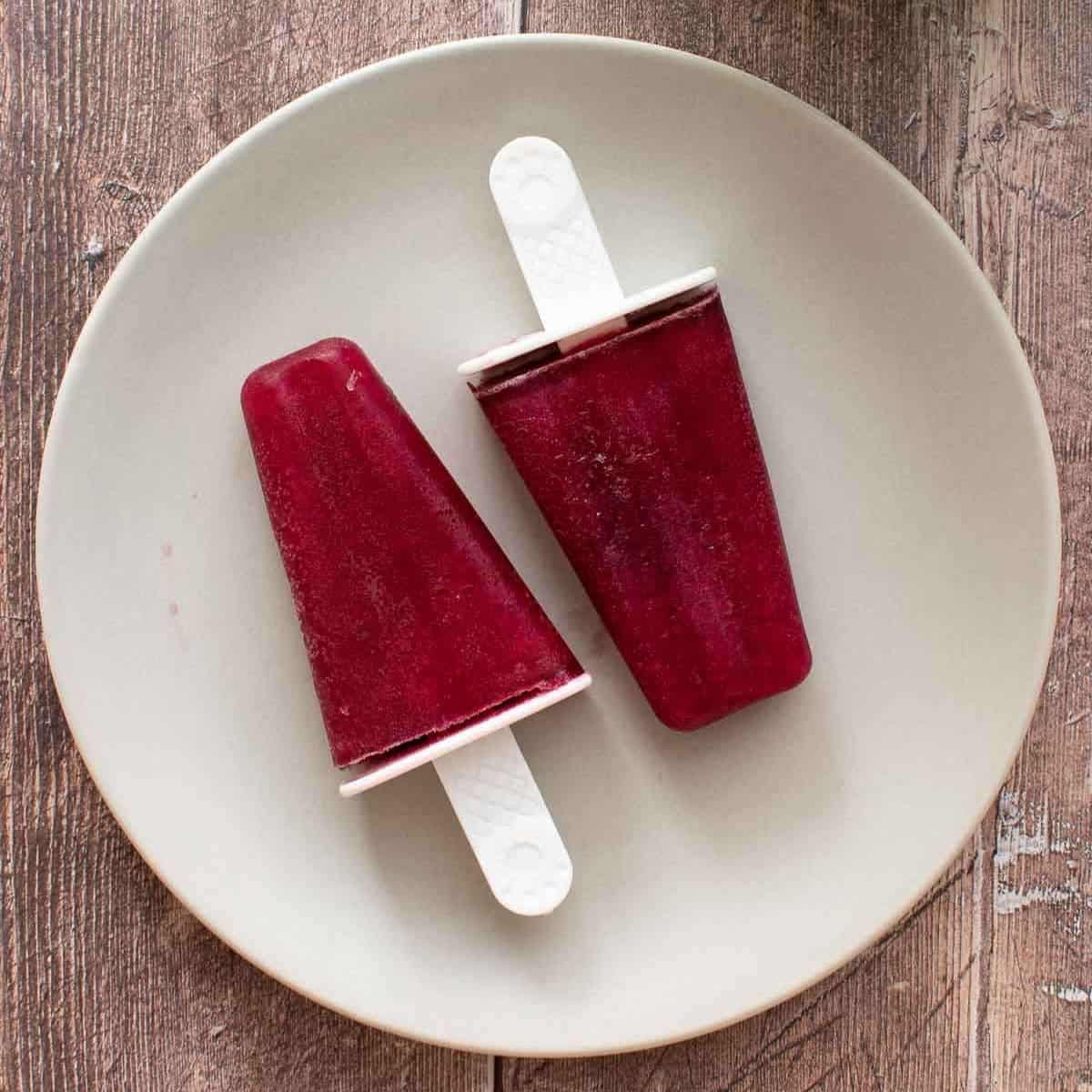 Wine Popsicles (Easy and Refreshing!) | Hint of Healthy