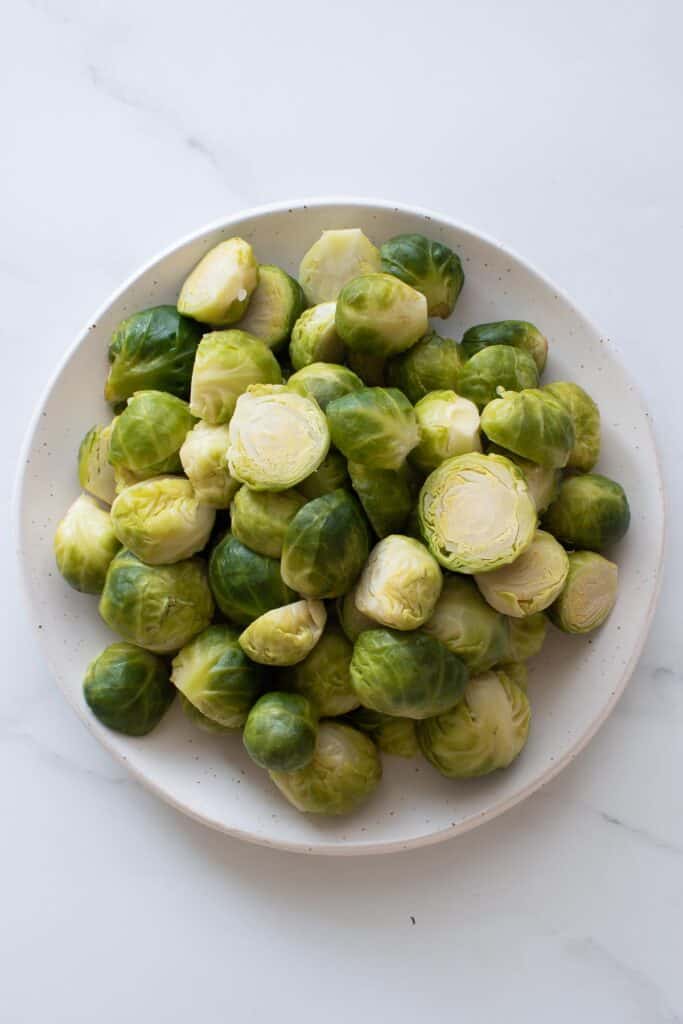 Steamed Brussels Sprouts (Easy 5-Minute Side Dish) - Hint of Healthy